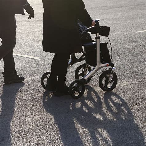 Bra Tryck I Bokningen För Vaccin Mot Covid 19 Och Säsongsinfluensa I