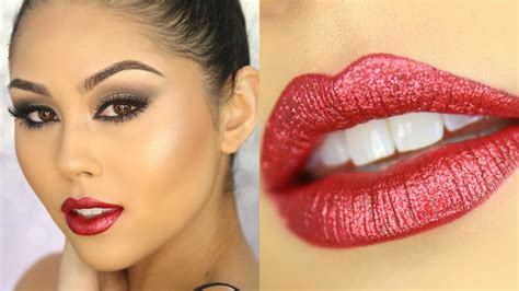 Taylor Swift Lipstick Makeup Forever Palette