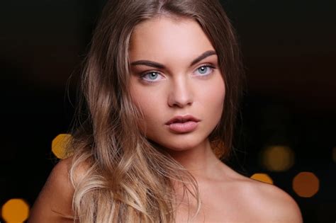 97000 Sexy Girl Face Pictures