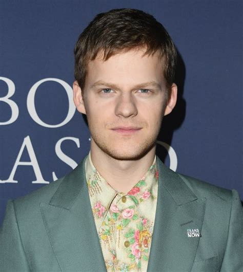 Lucas Hedges Ecured