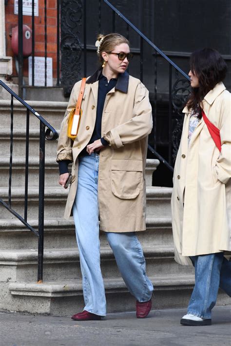 It Girls Are Obsessed With This Comfy Spring Shoe Trend
