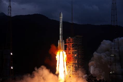 关注西昌卫星发射中心二号塔架破百①｜100次！大凉山山谷中矗立的传奇四川在线