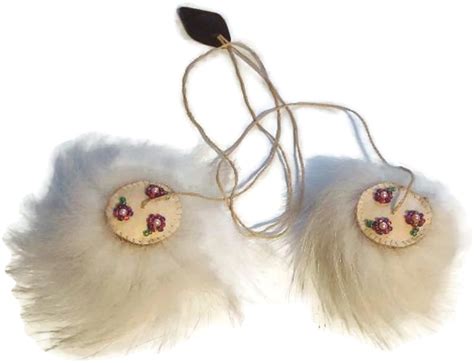 Alaskan Eskimo Yo Yo With Polar Bear Fur With Baleen Tab