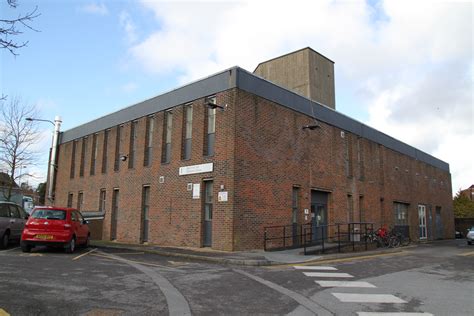 ← Is Ukontologyspatialrelationswithin