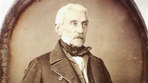 Por Qué El Féretro De San Martín Está Inclinado La Leyenda Masónica Y