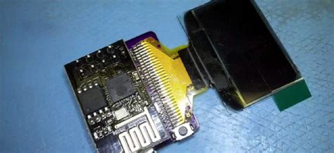 WiFi Fob Acquaints OLED With ESP Hackaday