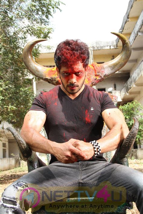 Tamil Movie Pottu Attractive Stills 307423 Latest Stills And Posters