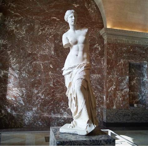 Aphrodite Greek Statue