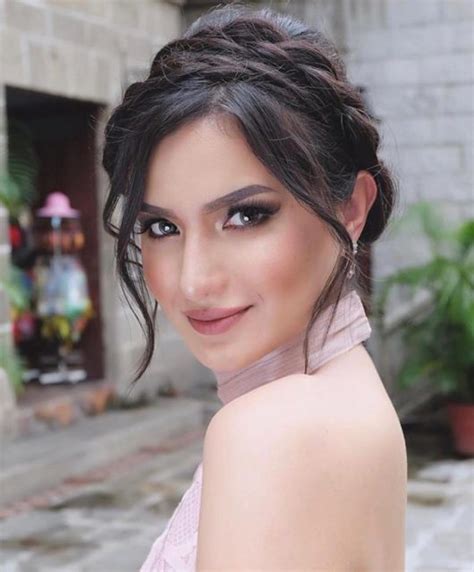 Get Your Shawtout From Diana Mackey