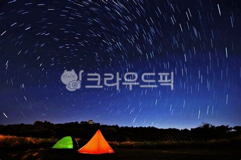 별밤 은하수 별빛 경주화랑의언덕 텐트 사진 이미지 일러스트 캘리그라피 깨비선생작가