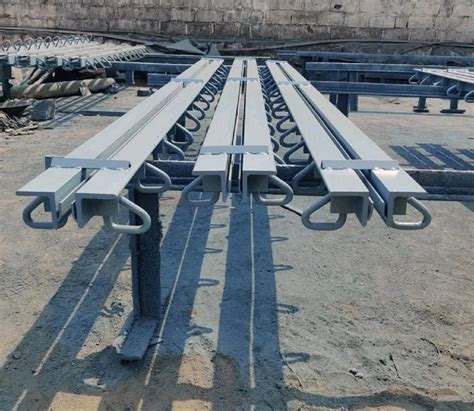 Mild Steel Compression Seal Expansion Joint Size 3inch W At ₹ 3150 Meter In Rewa