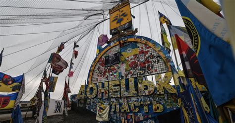 Оточення Покровська та Мирнограда війська РФ перерізали трасу на Костянтинівку