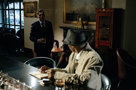 드라마 터널을 더 재미있게 보는 5가지 방법과 감상 포인트