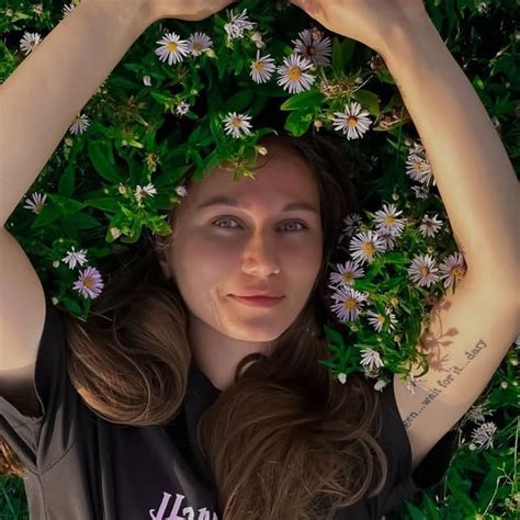 viktoriya vik viiik threads say more
