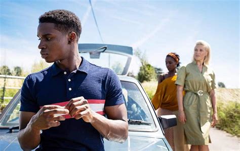 Sex Education Staffel 3 Start Inhalt Und Darsteller Der Netflix Serie