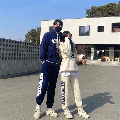 비바블 세트할인기모선택 시티 후드티 조거팬츠 트레이닝 세트 커플룩 커플티 시밀러룩 카고 바지 남녀공용 빅사이즈 데일리 꾸안꾸 여행룩 데이트룩 봄 가을 겨울 커플 오버핏