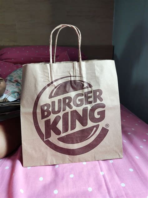 Paperbag Burger King Serba Serbi Di Carousell