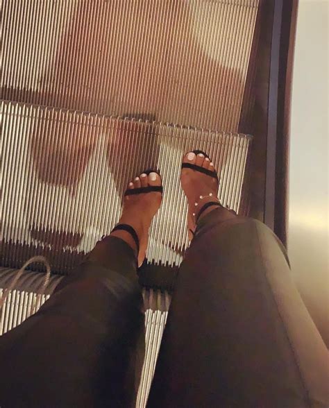 Zeze Millzs Feet