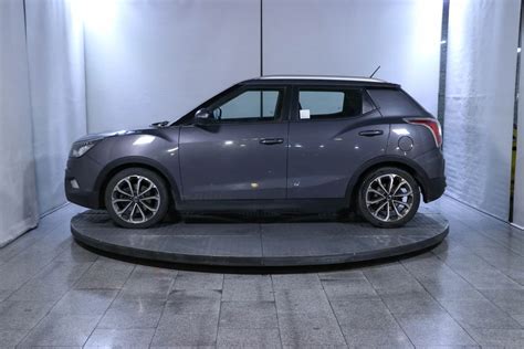 خرید و فروش سانگ یانگ تیوولی الیت مدل 2017 نقد و اقساط