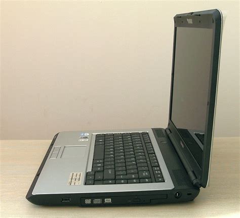 Лаптоп Toshiba Satellite L300 1a8 4g Изгодно предложение лаптоп Toshiba