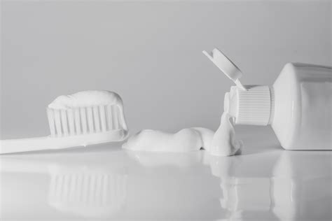 Sodium Fluoride Dangers In Toothpaste Canceractive