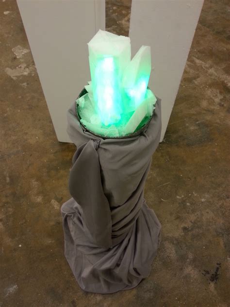 Kryptonite Crystal Pinshape