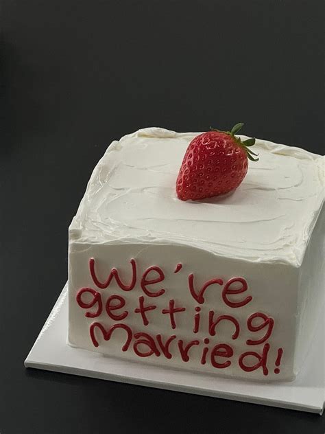 장유케이크 율하케이크 김해케이크 롤케이크 김해주문제작케이크 Louri Cake • Instagram Photos And Videos