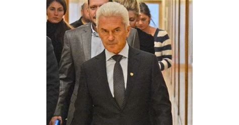 Сидеров Поведението на Плевнелиев е инфантилно и недопустимо