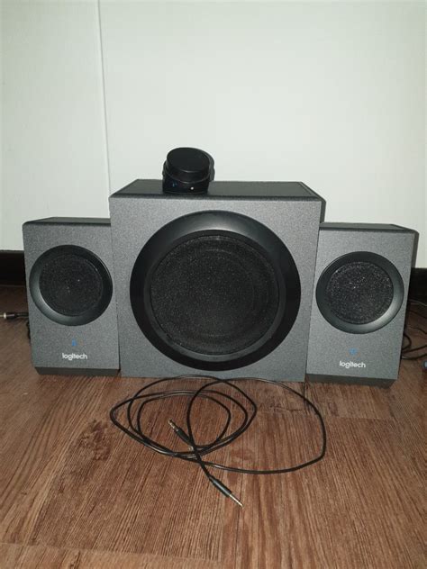 Logitech Z Speaker System Audio Soundbars Speakers Amplifiers On Carousell