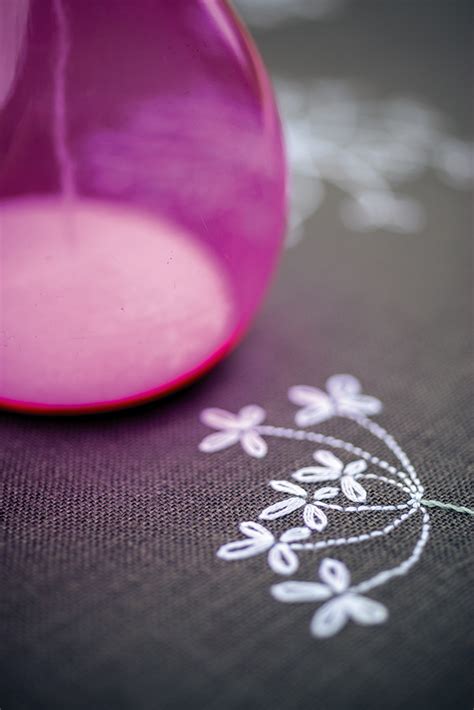 Vervaco Tafelloper Witte Bloemen En Grassen Borduren Pakket Pn