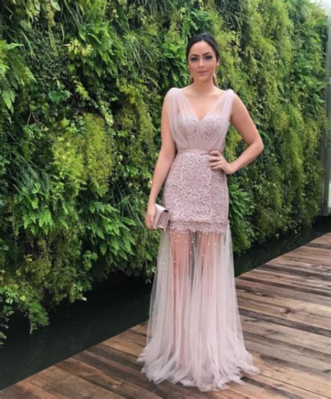 Descubra 97 Ideias De Analia E Moda Feminina Moda Vestidos Estilosos