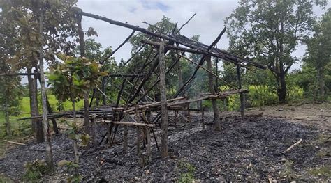 ပခုက္ကူခရိုင် ပကဖ လှုပ်ရှားတိုက်ခိုက်ရေးတပ်ဖွဲ့ရဲ့ တပ်ခွဲ ၃ စခန်း စီးနင်းခံရ