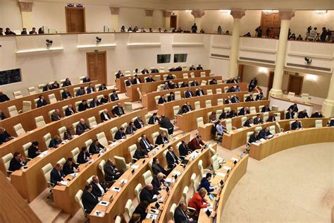 მთავრობის ინიციატივით განათლების სისტემის დაფინანსება მშპ ს 6 ზე ნაკლები არ უნდა იყოს Bpn