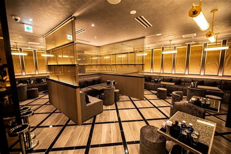 【ナイトクラブ】最高級 の『elegant』を追求した物質の世界 Plusanswer プラスアンサー 店舗設計・店舗内装・リフォーム・都内