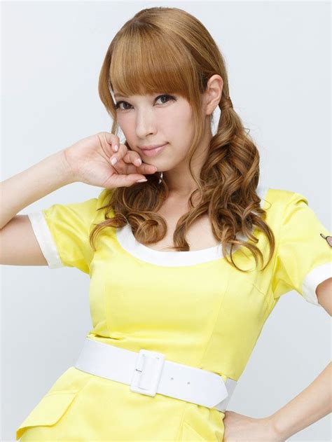 Tia Av Idol Telegraph