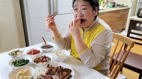 {안~다정한 부부} 먹방 자반고등아 구이 숙주무침and시금치 무침~♡ Youtube