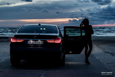 배경 화면 여자들 모델 바다 모래 나귀 Bmw 하이힐 자동차를 가진 여성 Arny North 자유 운전