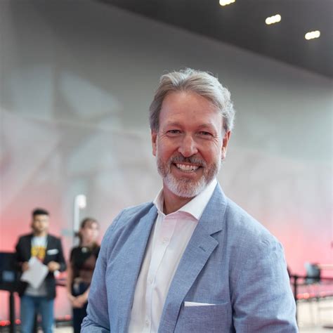 Ricardo Larrivée Comédien Animateur Producteur Exécutif