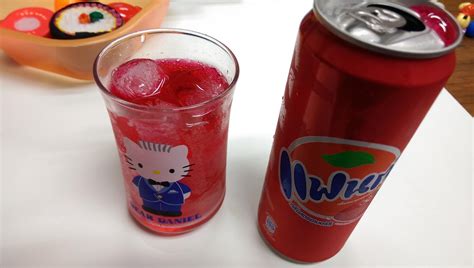 Bubuchen的旅遊記事本 顏色有點噁的芬達 Facebook