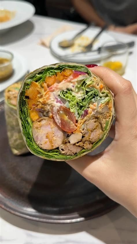 โอ้กะจู๋ ไม่ได้กินนานมากแต่ละจานคืนใหญ่มาก 😅 วิดีโอที่เผยแพร่โดย Heychaaim Lemon8