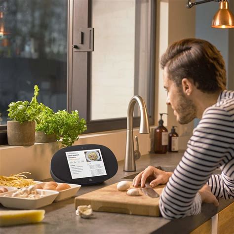 JBL Link View Smart Speaker
