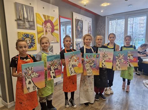 Рисование для малышей Детский Арт клуб Clever House