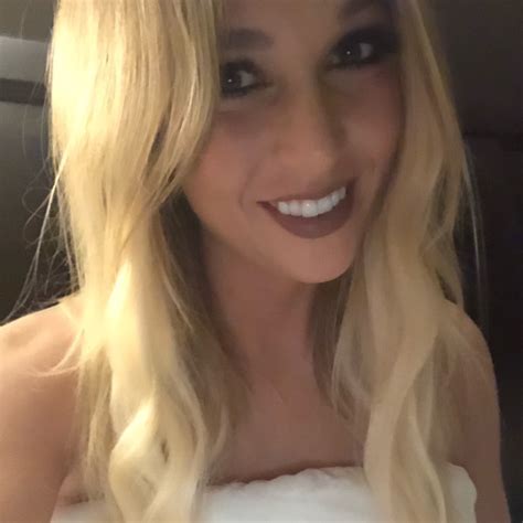 Amanda Cramer Emergency Room Registered Nurse Cleveland Clinic Linkedin