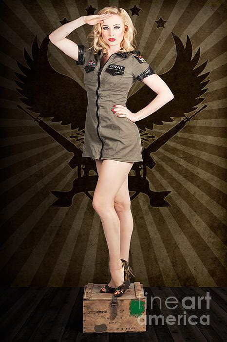 Military Pin Up Girl Wallpaper