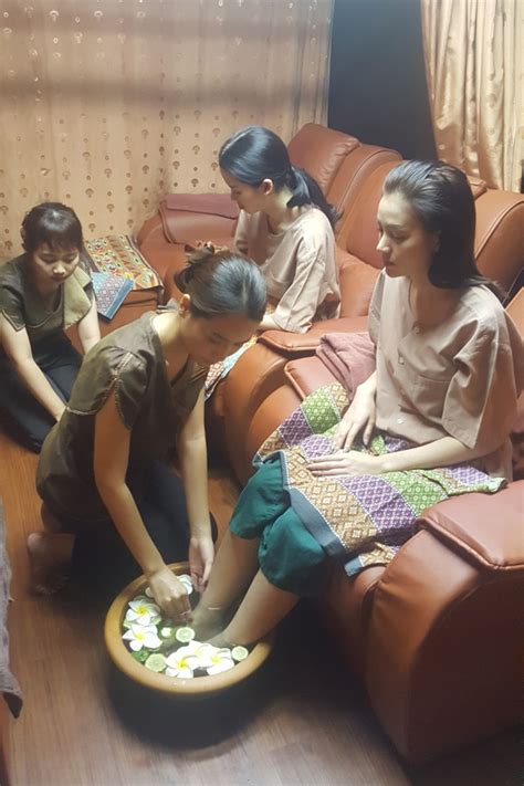 Shewaspa Spa Massage In Bangkok Thailand Khaosan Road Spa Culture Pep Beauty Massage Beauty