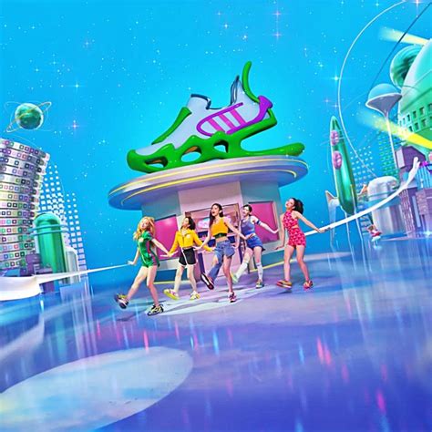 Itzy Sneakers Joonerix Itzy Photo Music Videos Itzy Sneakers Joonerix Itzy Photo Music Videos