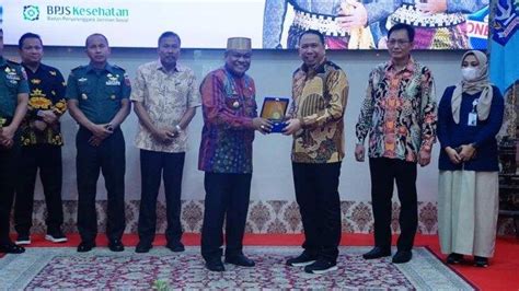 UHC Diresmikan Warga Bone Bisa Berobat Gratis Modal KTP Tribun Timur Com