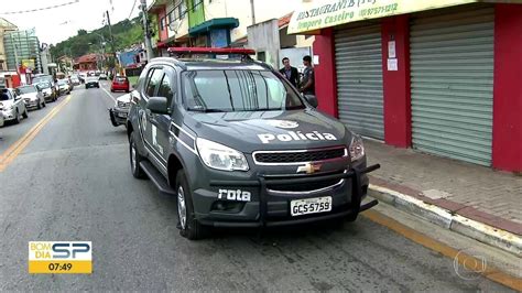 Tentativa De Assalto A Banco Termina Em Tiroteio Com 9 Suspeitos Mortos