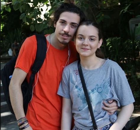 სოფო ბათილაშვილი და კოსტა კარანაძე შეყვარებულები არიან მშობლები