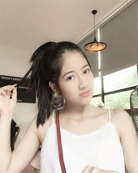 Nhan S C C G I Thay Th Hot Girl Tr M Anh Th Vai Ch Nh Sitcom Si U Qu Y